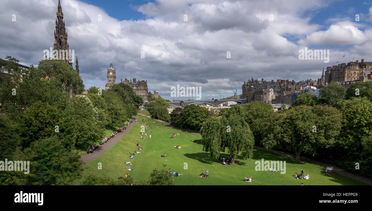 Edinburgh life building hi-res stock photography and images - Alamy