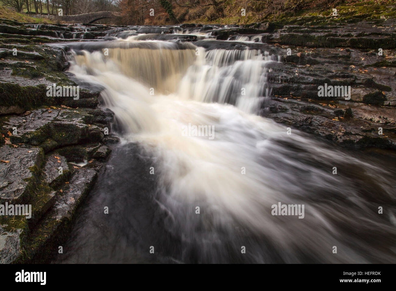 Stainforth packhorse bridge hi-res stock photography and images - Alamy