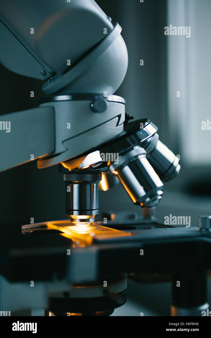 Microscope sample hi-res stock photography and images - Alamy