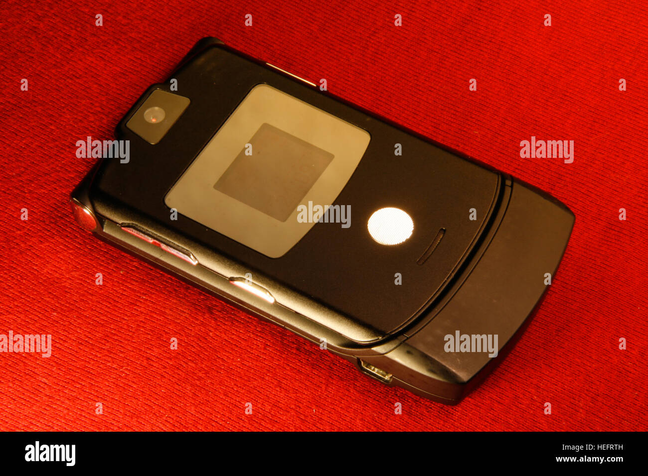 Pre smartphone era Old clamshell GSM mobile phone Stock Photo - Alamy