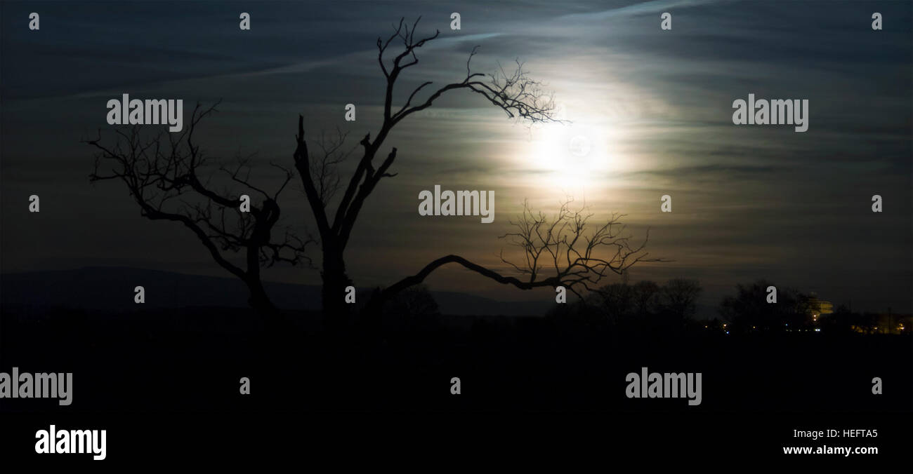 Moonrise when sun set hi-res stock photography and images - Alamy
