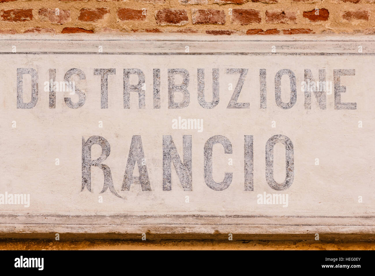 Military ration distribution hi-res stock photography and images - Alamy