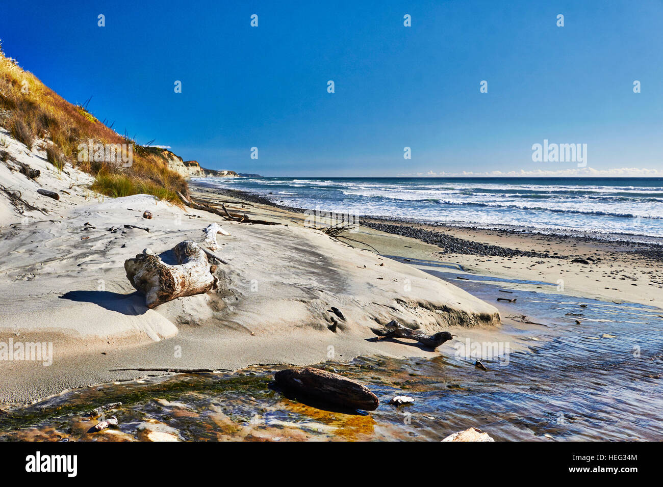 New Zealand, coastal scenery, sunny, blue sky, sunny day by the sea ...