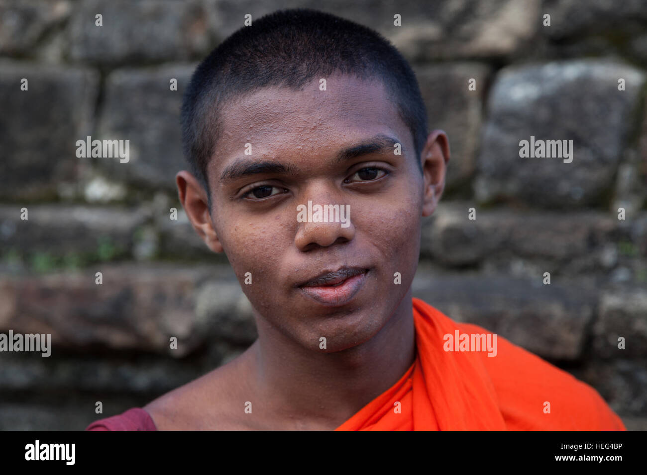 Young asian monk hi-res stock photography and images - Alamy
