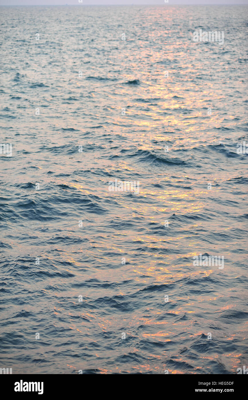 the reflection of sun on sea surface Stock Photo - Alamy
