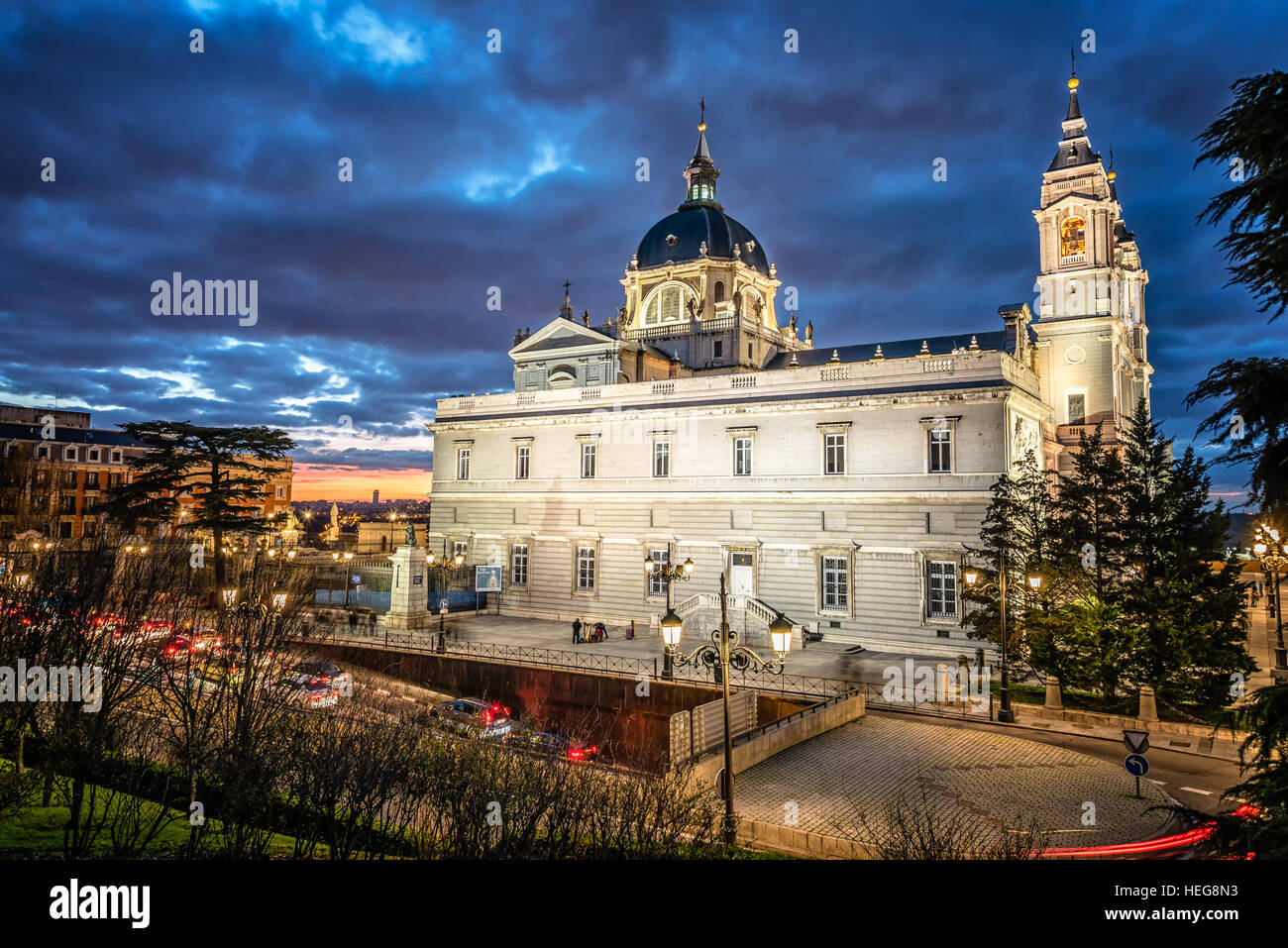 Catholic church in madrid hi-res stock photography and images - Alamy