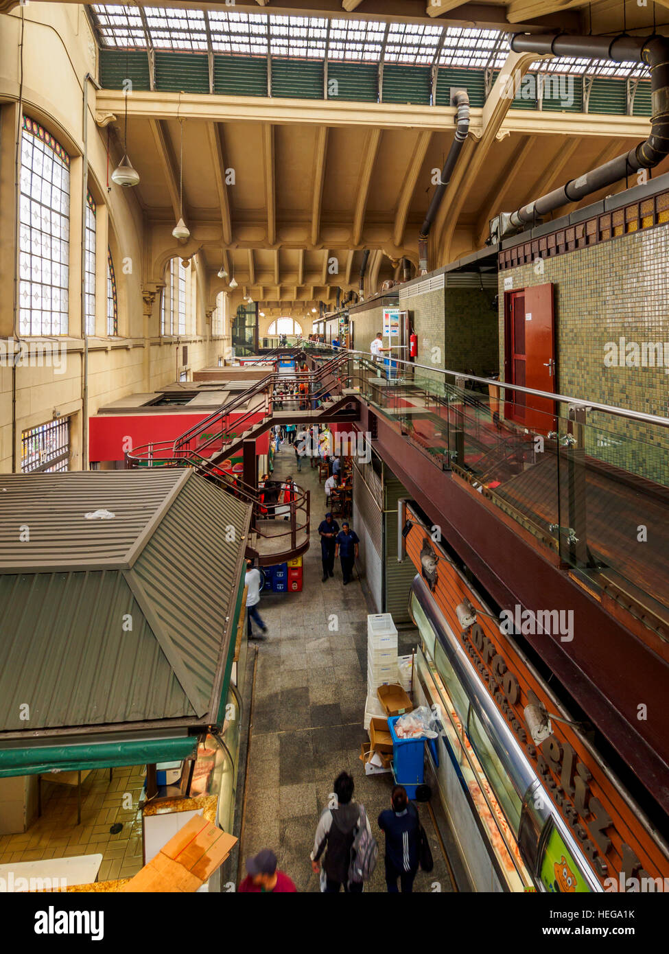 Interior view of the mercado municipal hi-res stock photography and ...