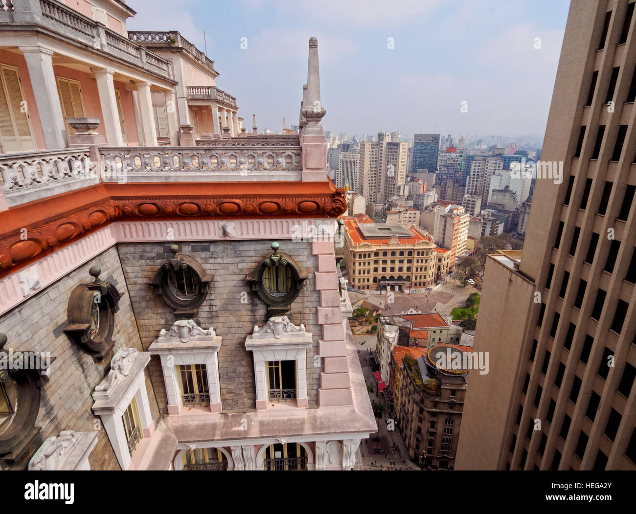 Brazil, State of Sao Paulo, City of Sao Paulo, View of the Martinelli ...