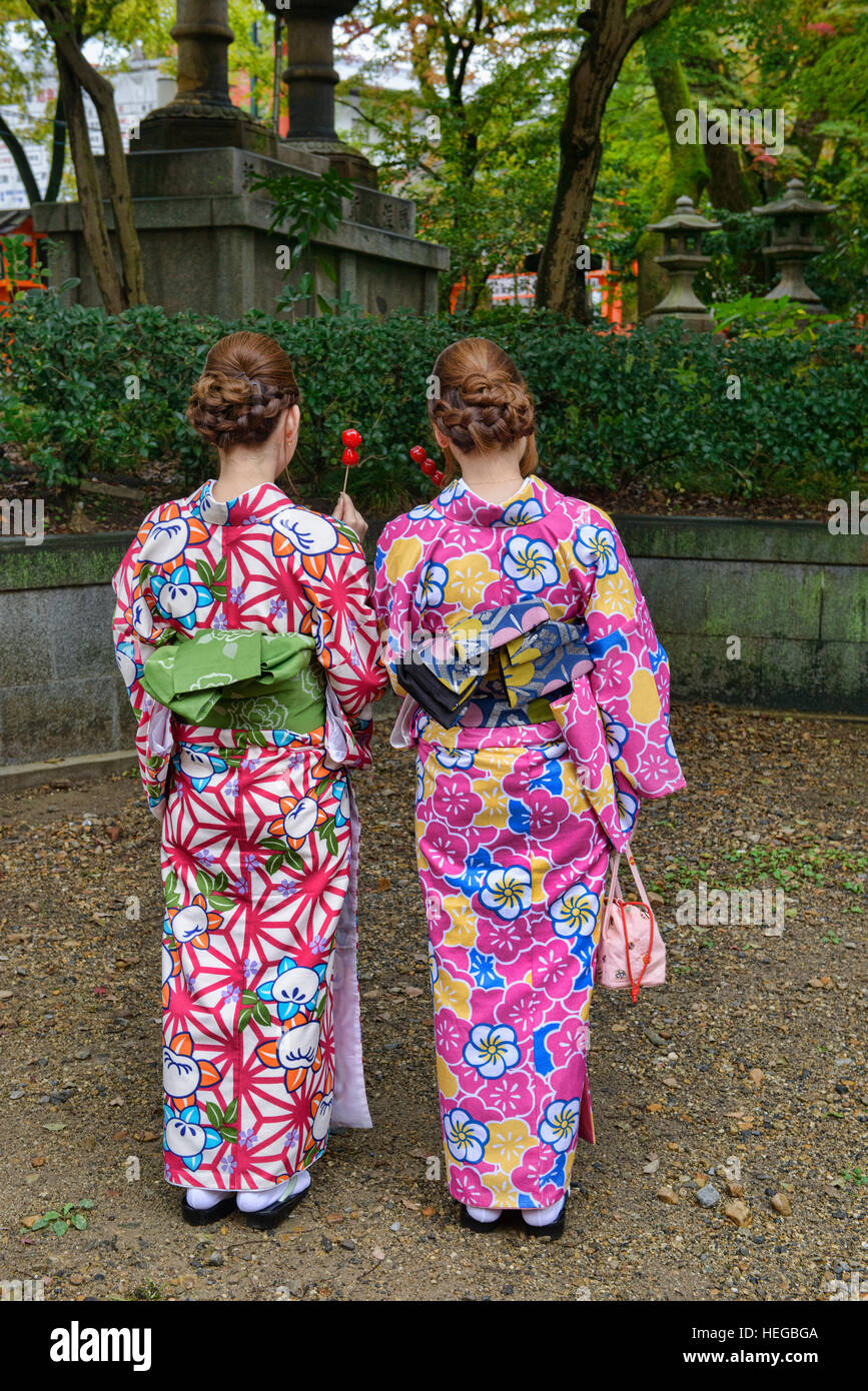 Matching kimono hi-res stock photography and images - Alamy