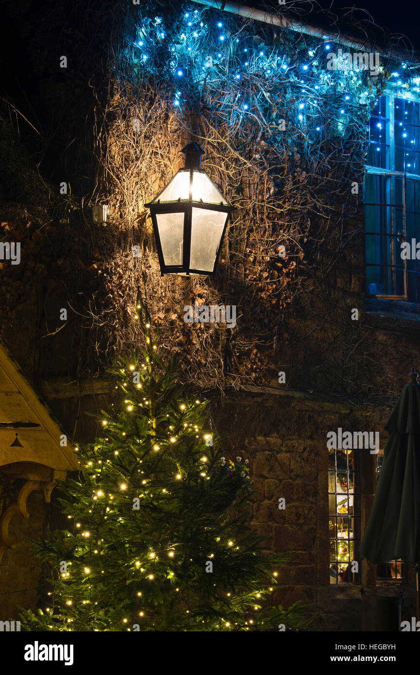 Noel Arms High Resolution Stock Photography and Images - Alamy