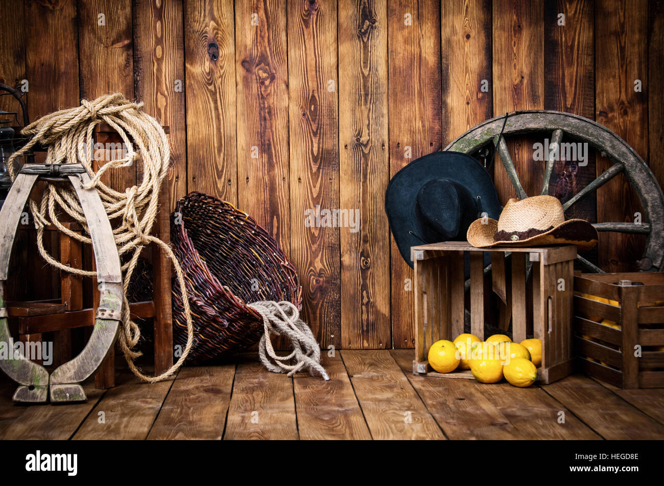 Granary boards hi-res stock photography and images - Alamy
