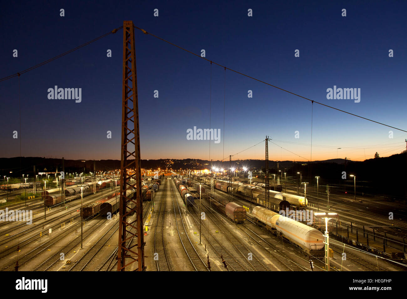 Railroad shunting yard hi-res stock photography and images - Alamy