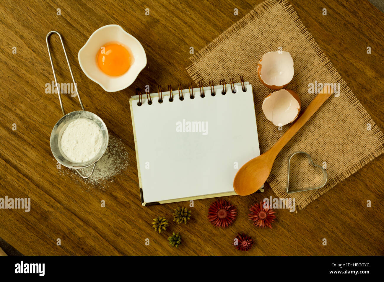 Blank recipe notebook for text on wood background Stock Photo - Alamy