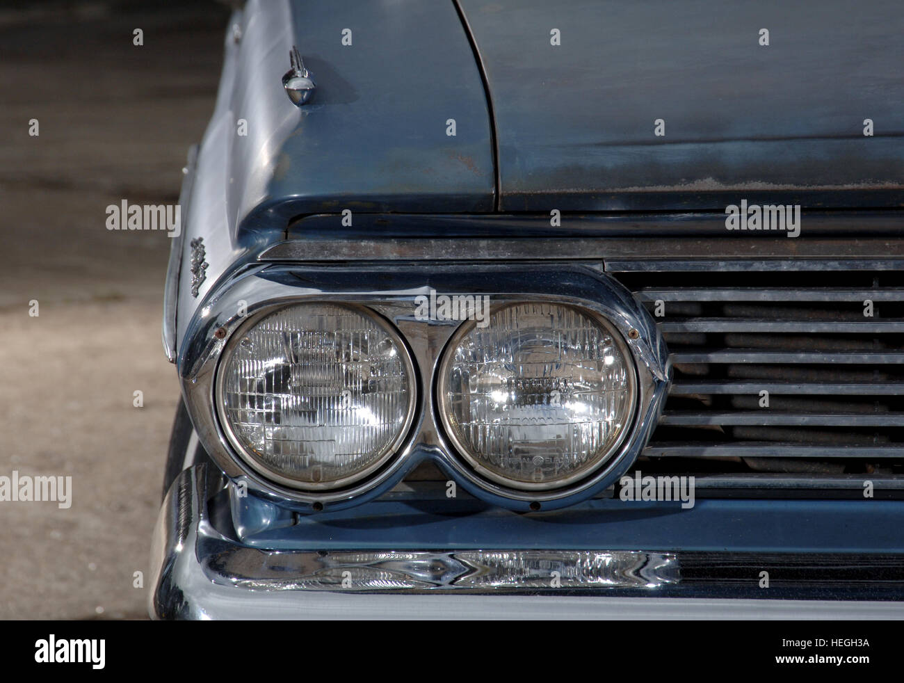 Car twin hi-res stock photography and images - Alamy