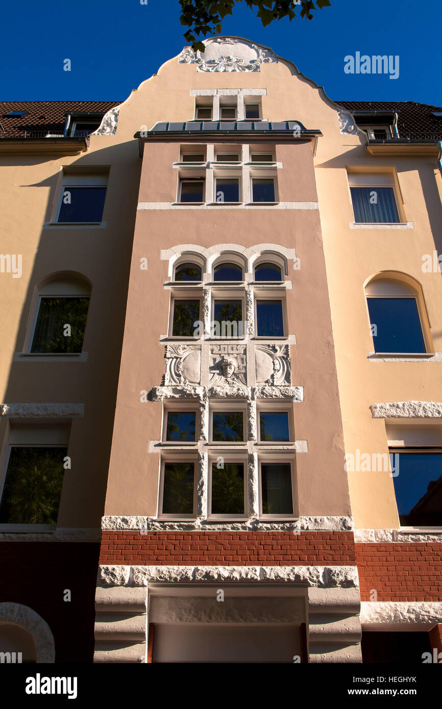 Europe, Germany, old apartment house in the street Neuer Graben at the ...