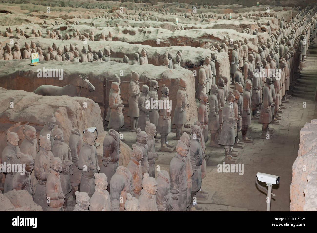 Emperor Qin's Terracotta Army, Xi'an, Terra Cotta Worriers in China ...