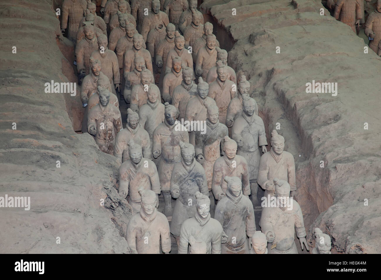 Emperor Qin's Terracotta Army, Xi'an, Terra Cotta Worriers in China ...