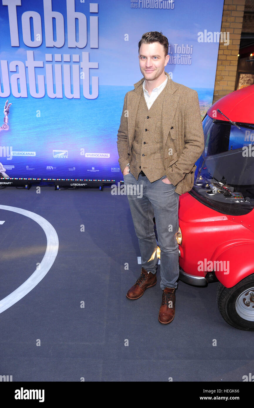 Friedrich Mücke attending the premiere of 'Robbi, Tobbi und das ...