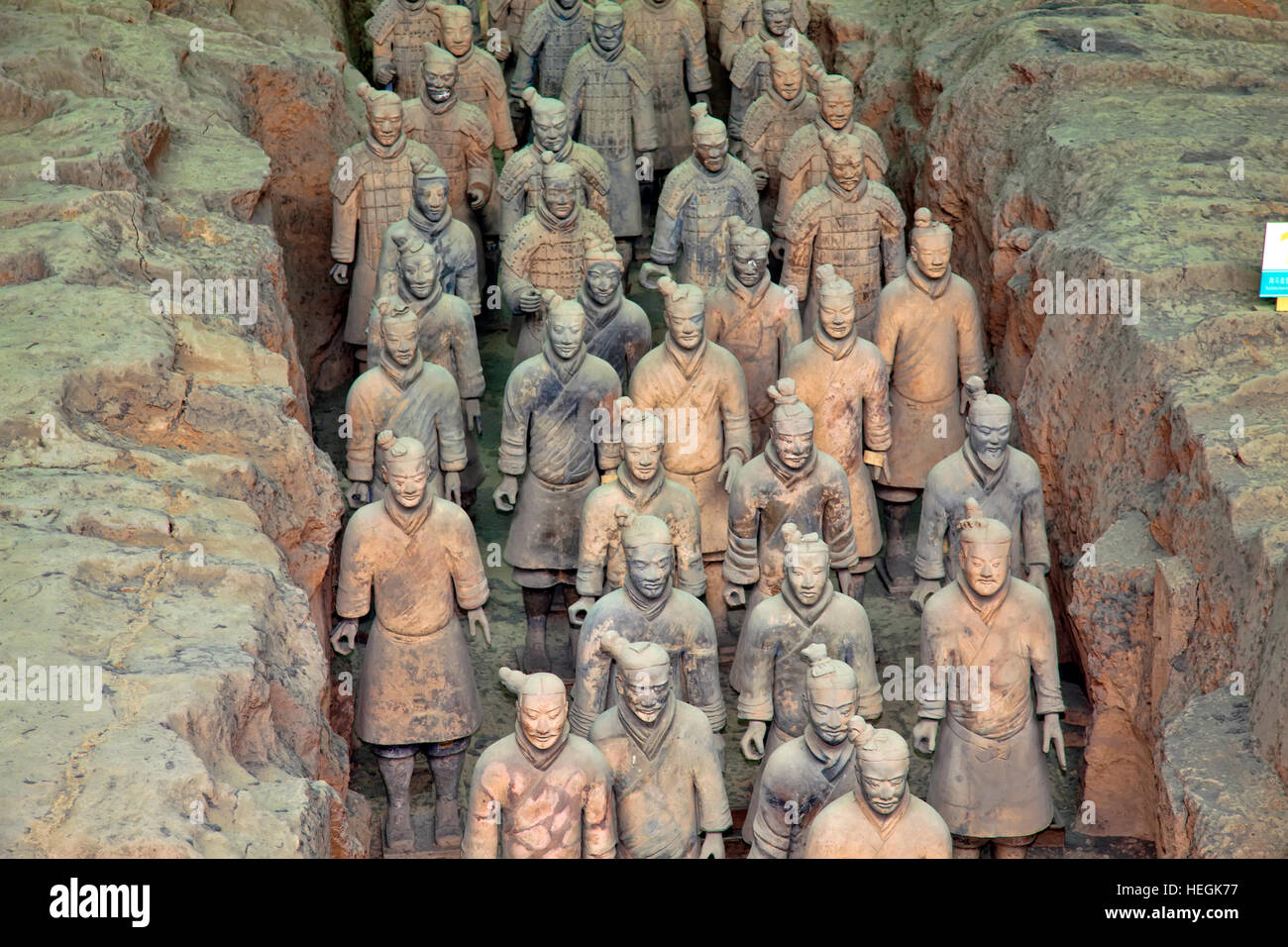 Emperor Qin's Terracotta Army, Xi'an, Terra Cotta Worriers in China ...