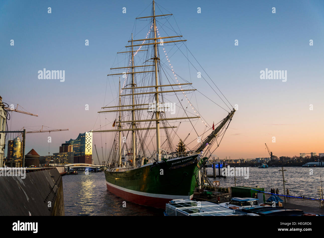 Rickmer Rickmers museum ship and Elbphilharmonie, Hamburg harbour on ...