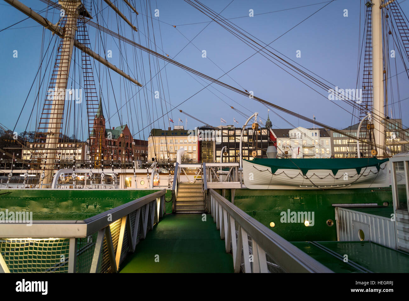 Rickmer Rickmers museum ship and Hamburg cityscape, Hamburg, Germany ...
