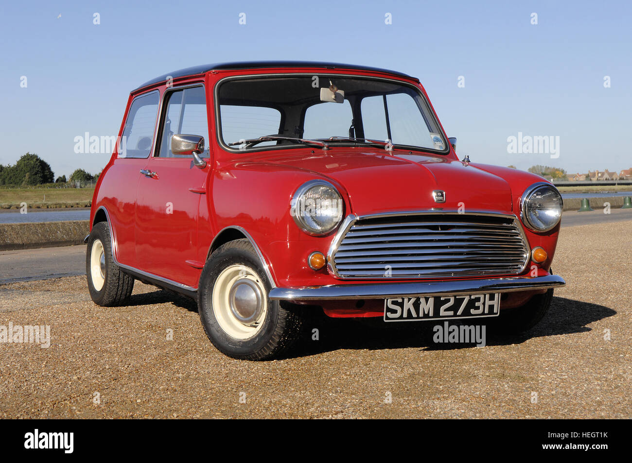 Red mini cooper classic hi-res stock photography and images - Alamy
