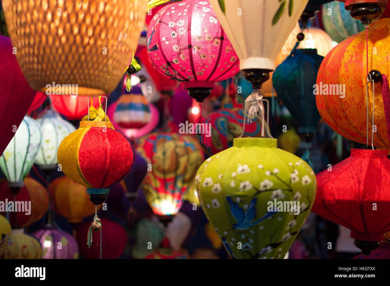 Vietnamese lanterns hi-res stock photography and images - Alamy