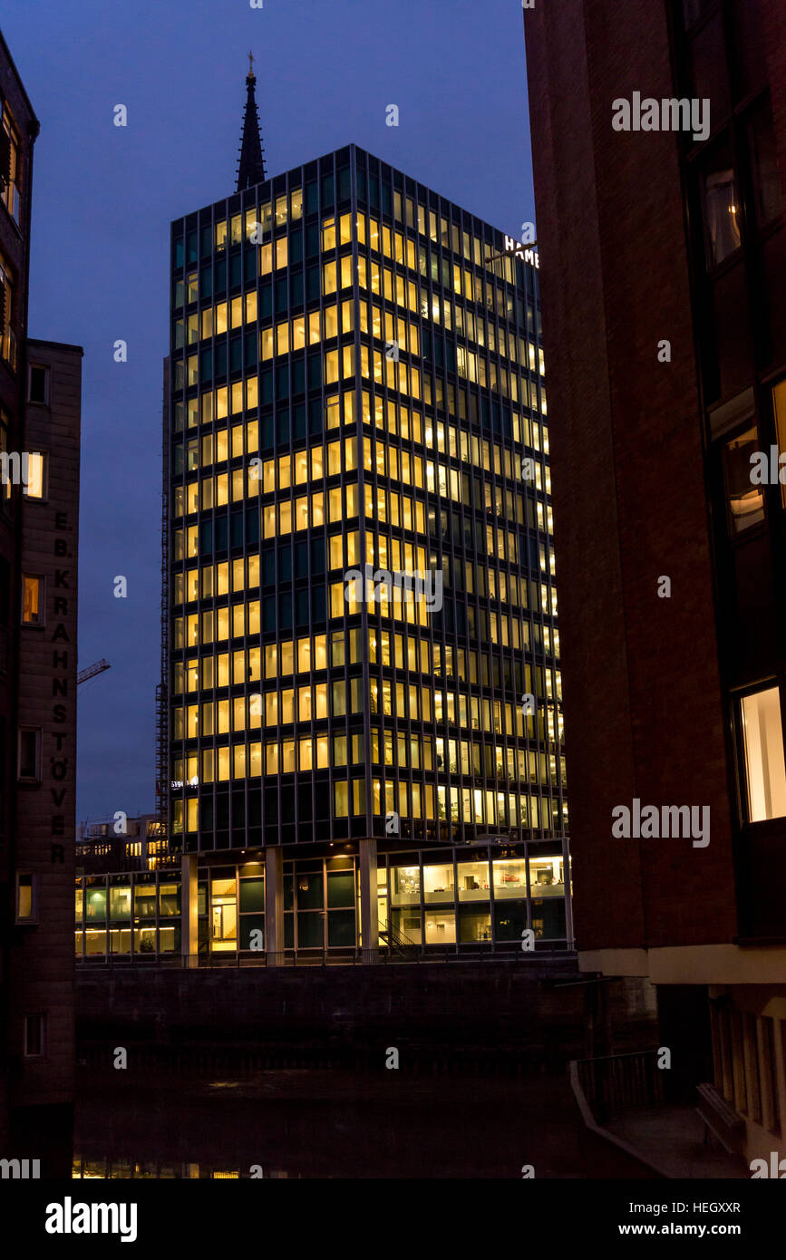 Modern office building, Hamburg, Germany Stock Photo - Alamy