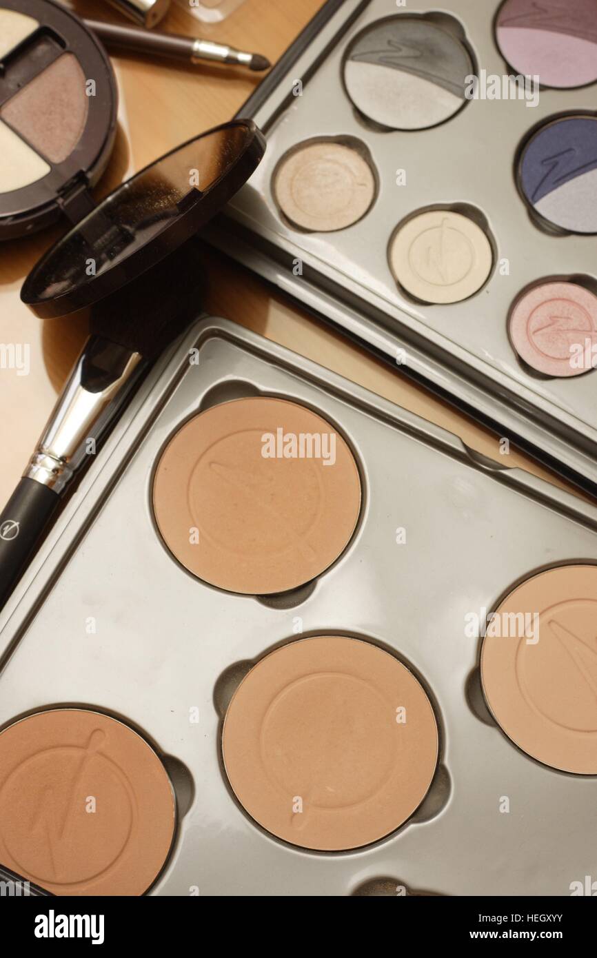 Make up box at a wedding, different colours colors of blusher Stock ...