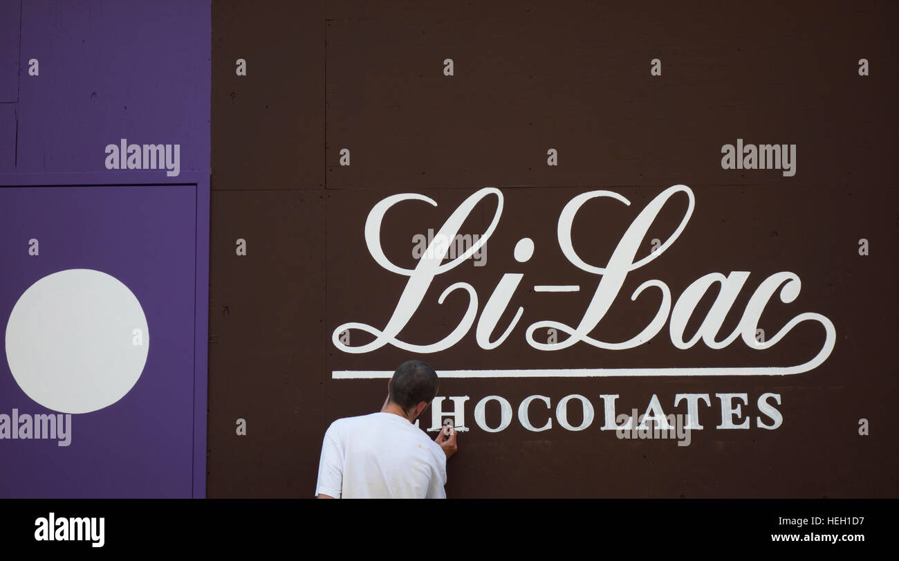 Li lac chocolates new york hi-res stock photography and images - Alamy