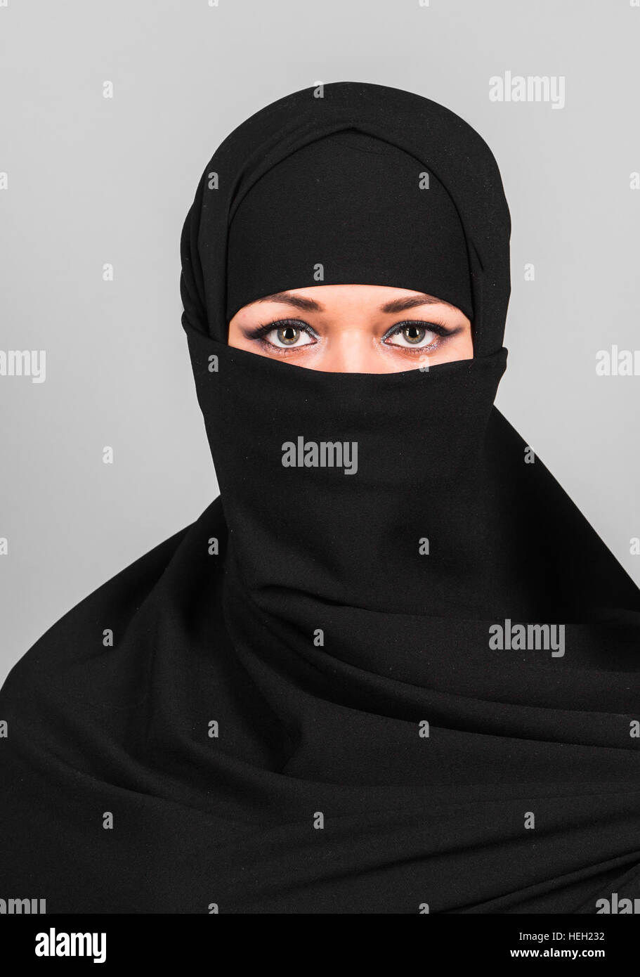 Niqab, saudi, muslim Stock Photo - Alamy