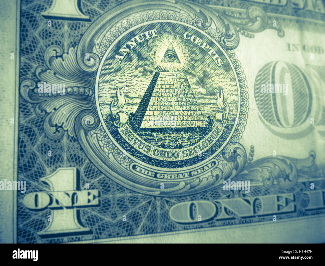 Details of a one dollar bill Stock Photo - Alamy
