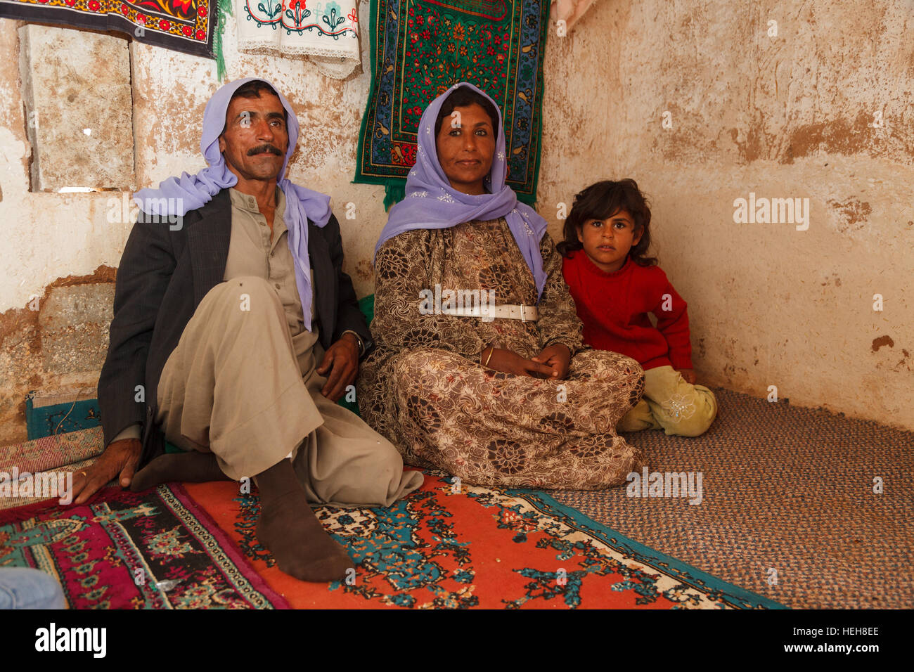 Husband wife children syria hi-res stock photography and images - Alamy