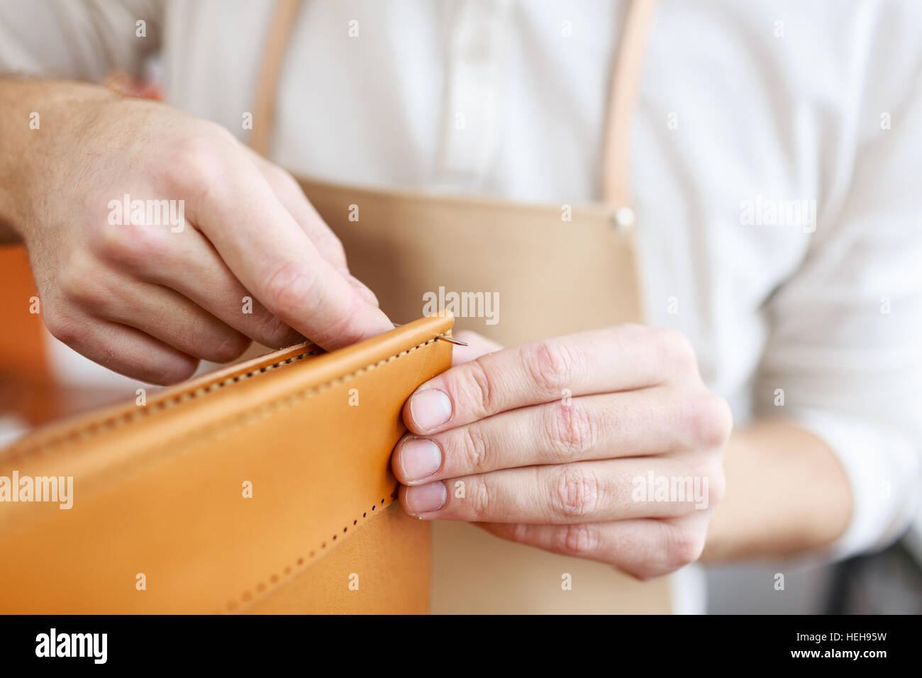 Artisan leather close up hands hi-res stock photography and images - Alamy