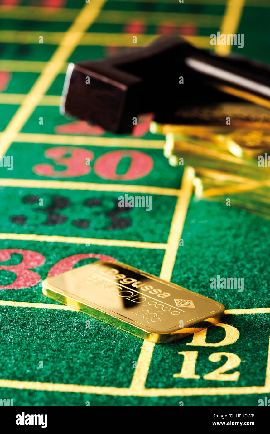 Gold bars on roulette table with slider Stock Photo - Alamy