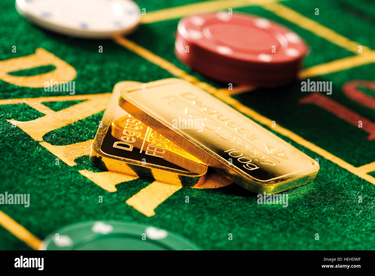 Gold bar poker chips hi-res stock photography and images - Alamy
