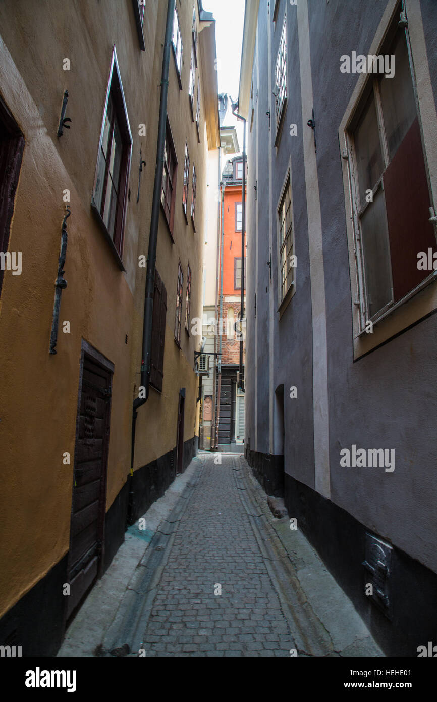 Very narrow opening hi-res stock photography and images - Alamy