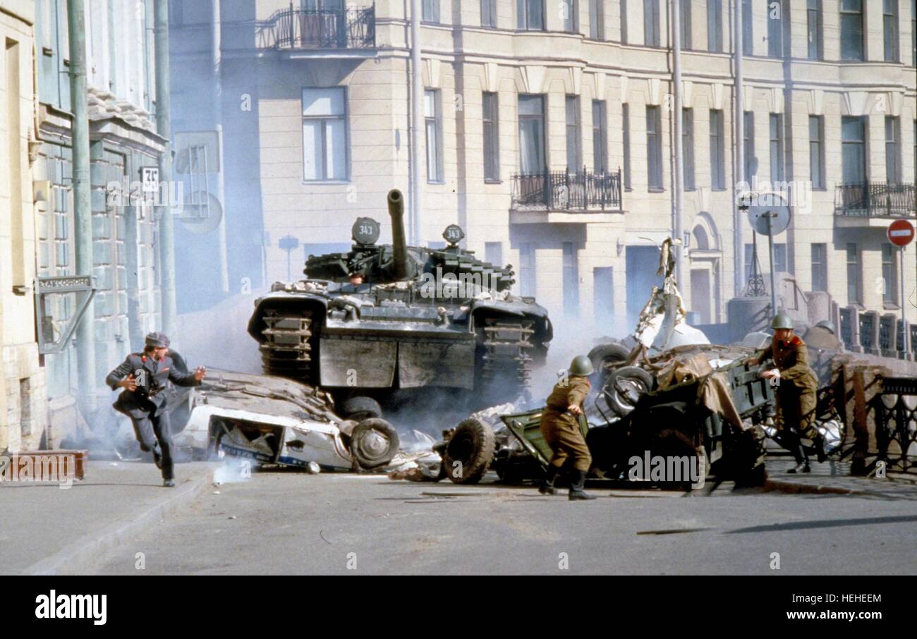 James Bond Goldeneye 1995 High Resolution Stock Photography and Images ...