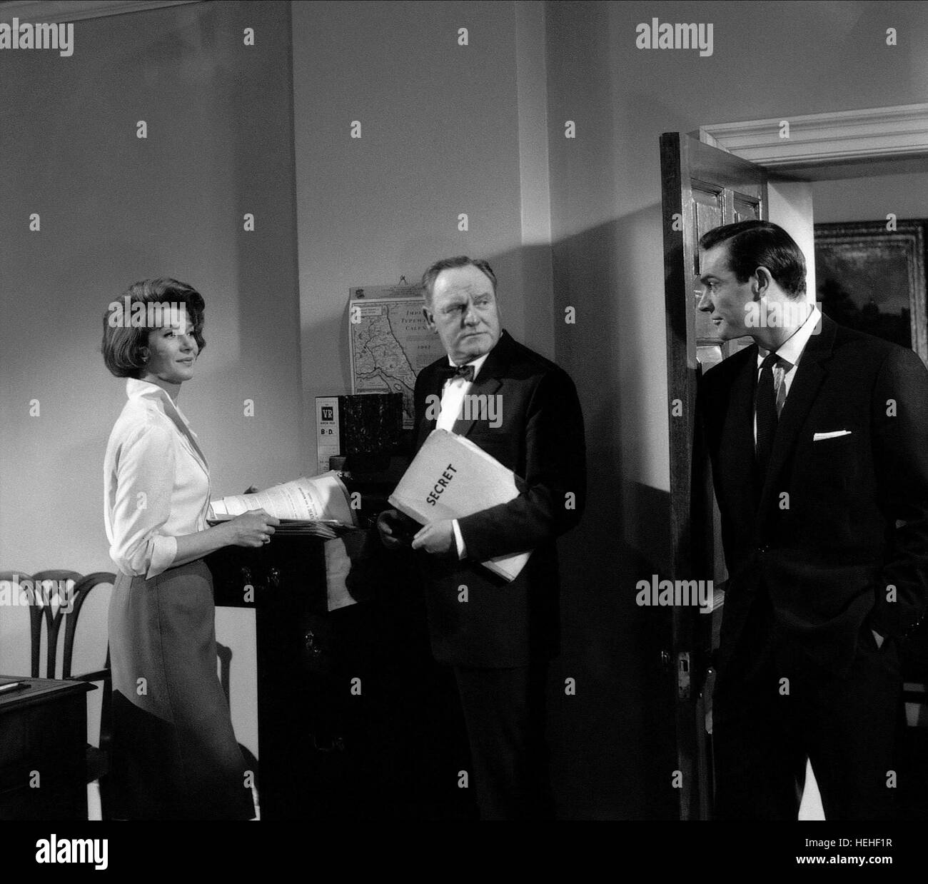 Lois Maxwell Bond James High Resolution Stock Photography and Images ...