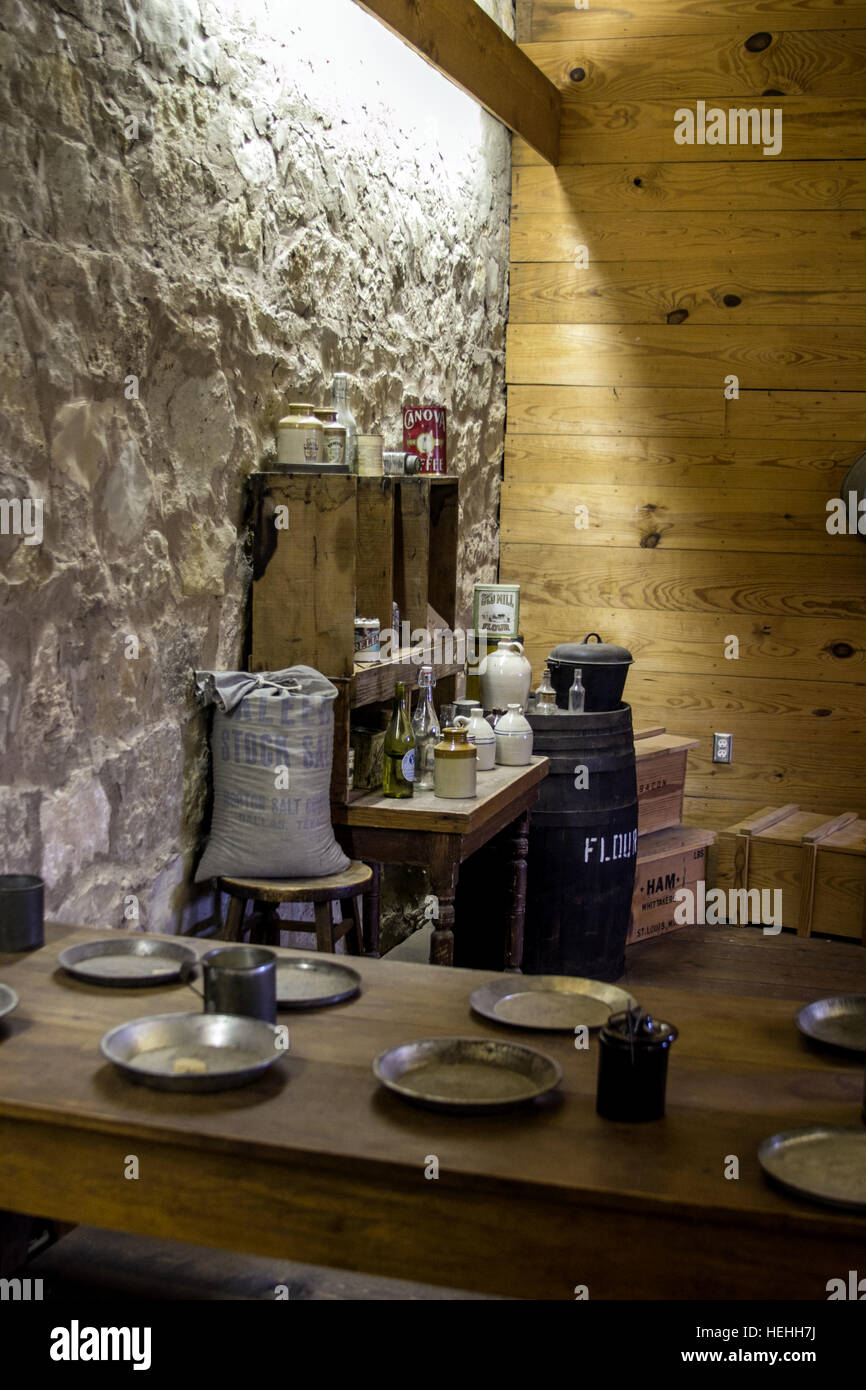 Mess hall hi-res stock photography and images - Alamy