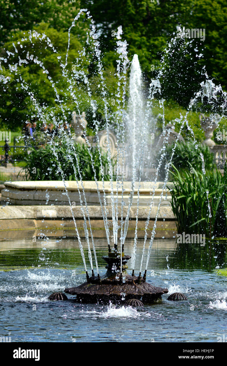 Large water fountain in a local park Stock Photo - Alamy
