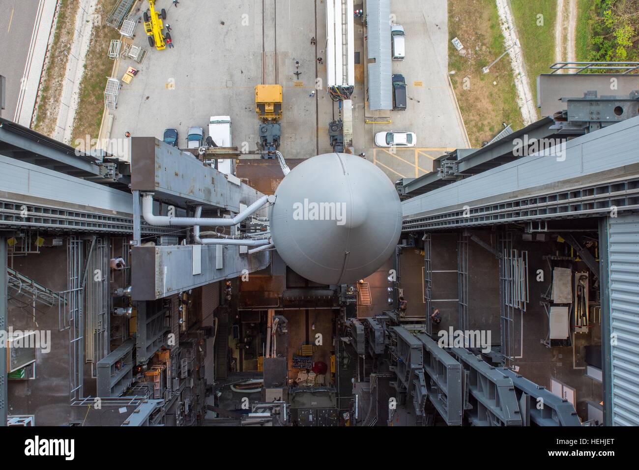 The Centaur upper stage and boosters are added to the United Launch ...