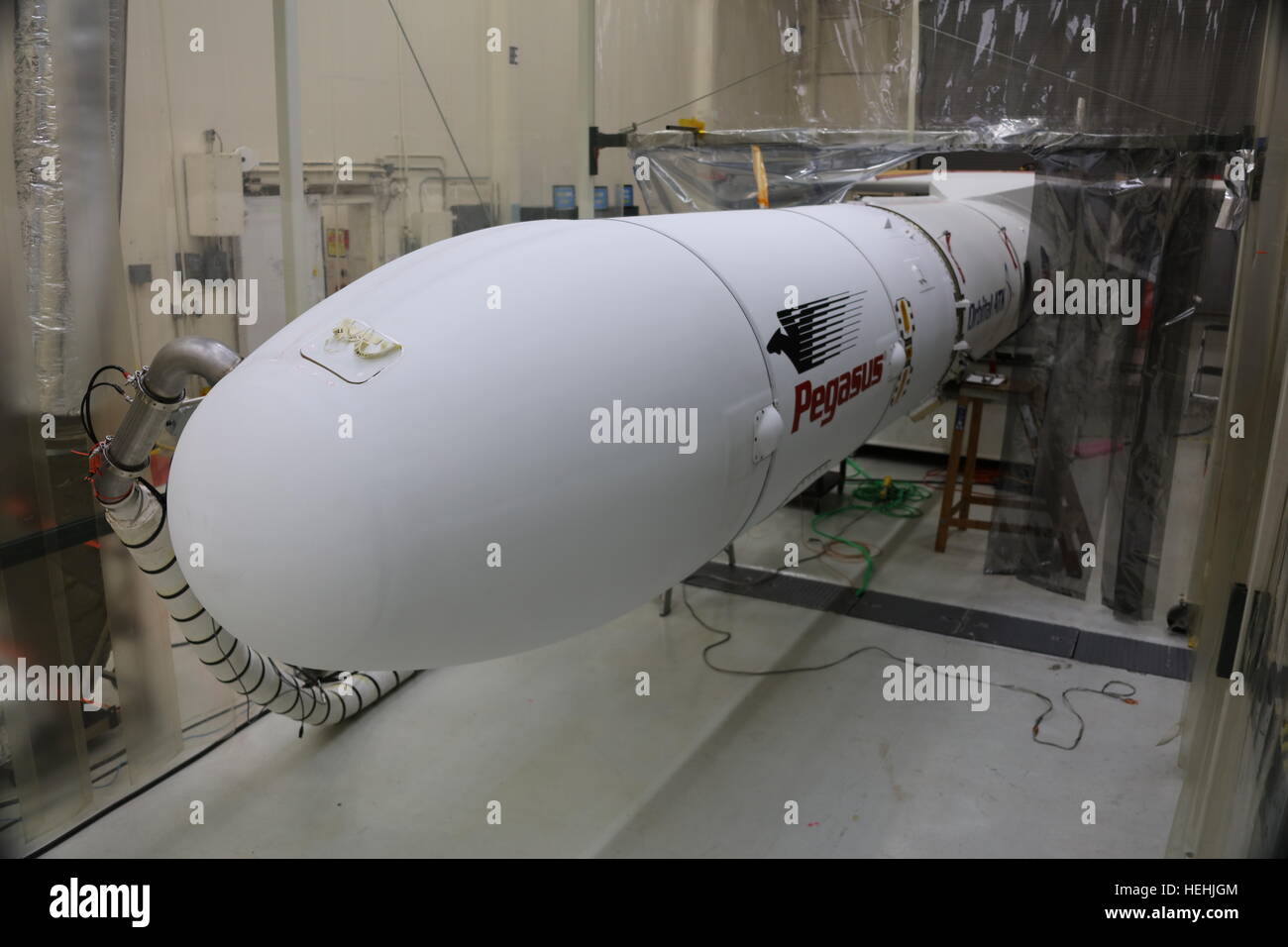 Payload fairing hi-res stock photography and images - Alamy