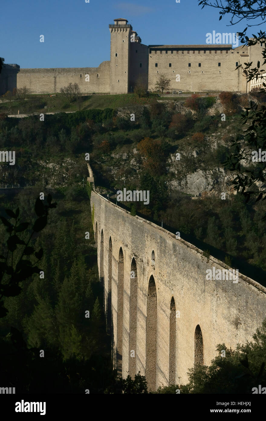 Ponte delle Torri (Bridge of Towers), a medieval aqueduct spanning the ...