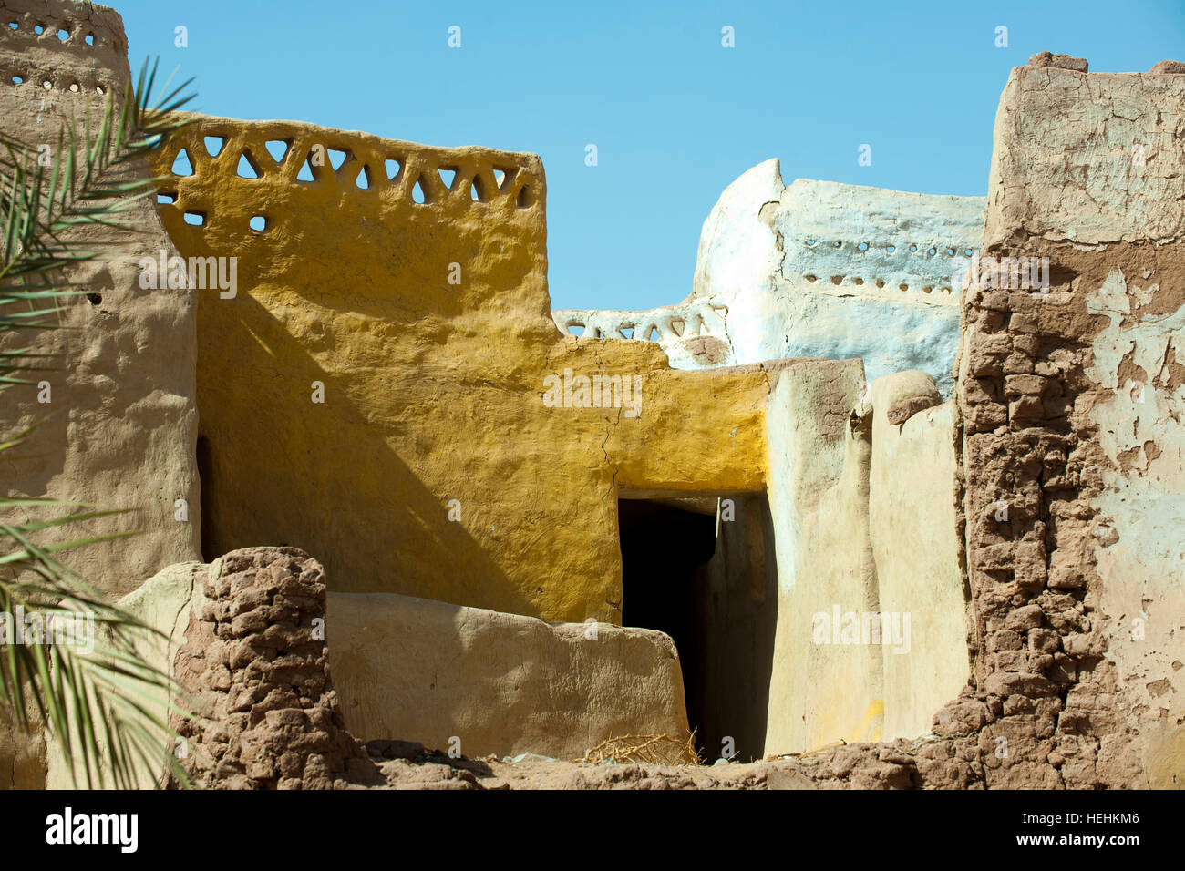 Egypt, Dakhla Oasis, Balat, in der historischen Altstadt Stock Photo ...