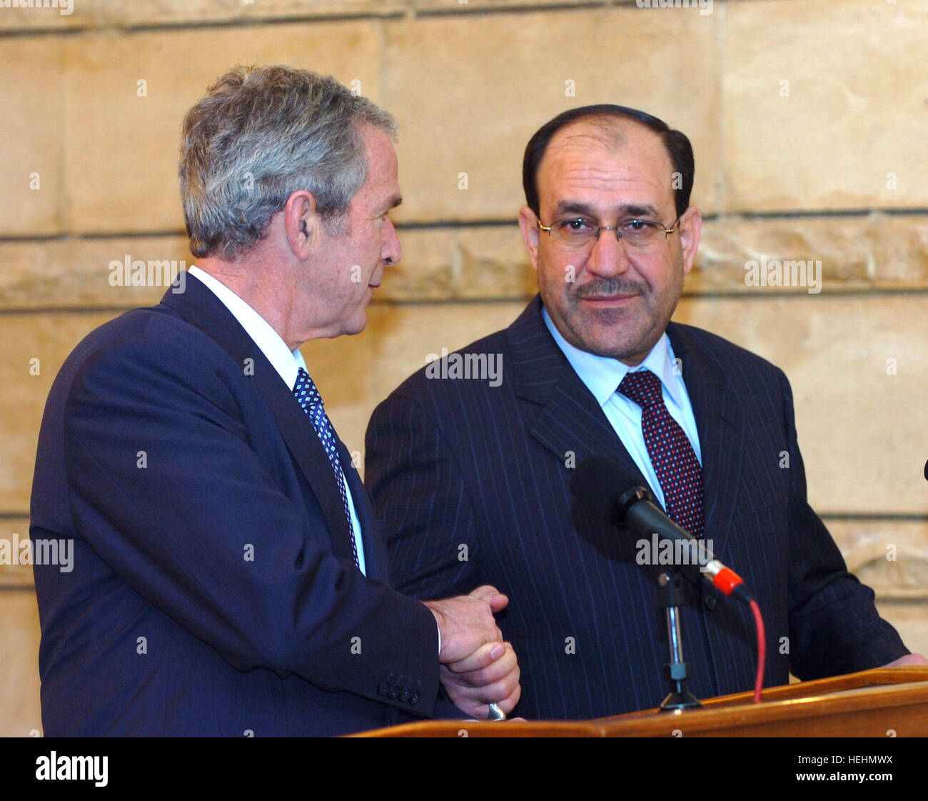 U. S. President George W. Bush and Iraqi Prime Minister Nuri Kamel al ...