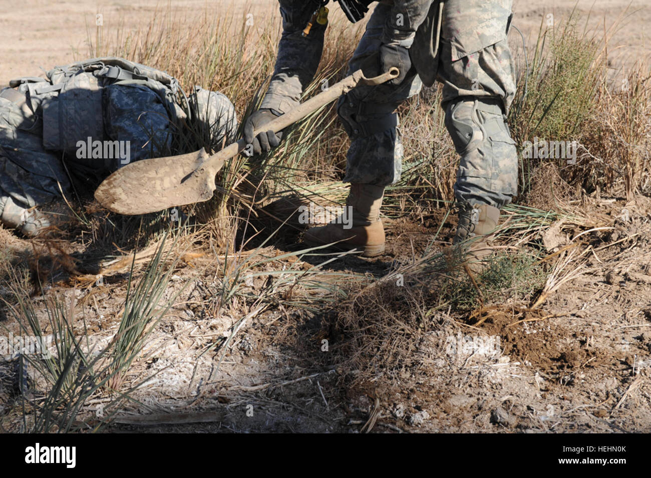U.S. Soldiers with 40th Engineer Battalion, 2nd Brigade Combat Team ...