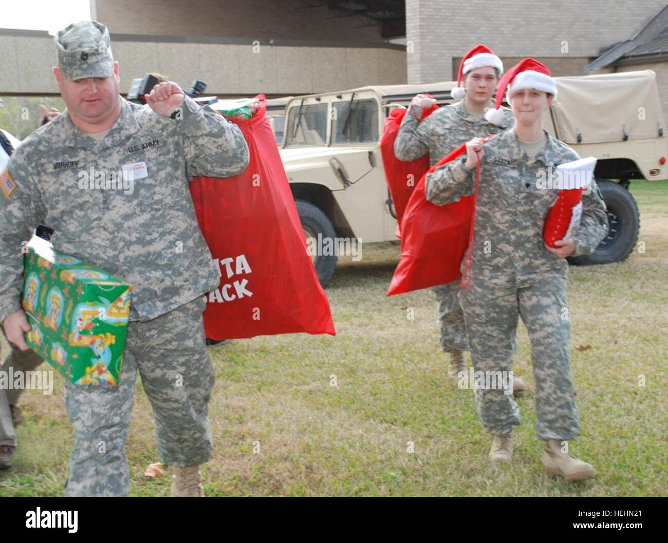 HAMMOND, La. – Louisiana National Guard Soldiers Sgt 1st Class Erik A ...