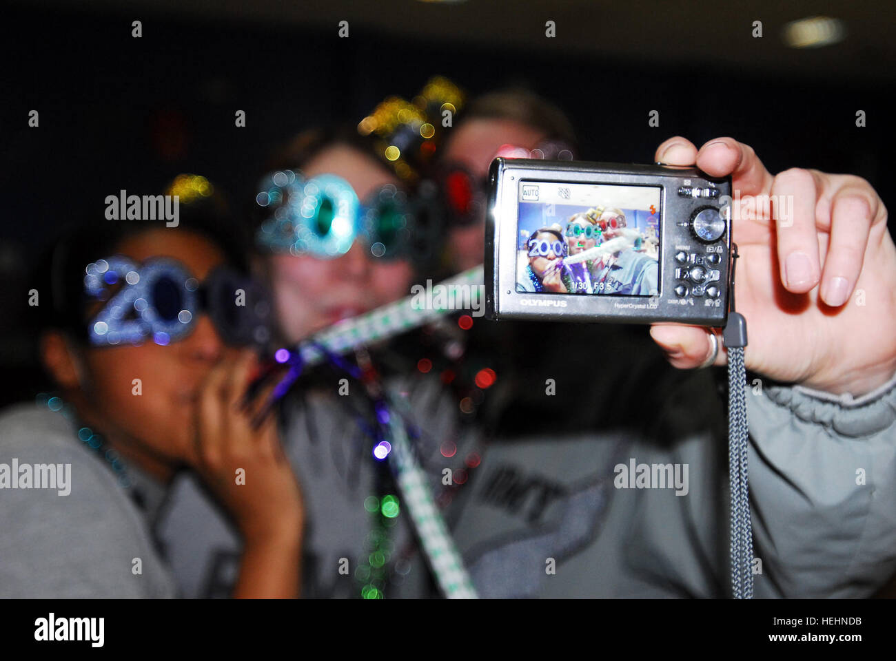 Soldiers from 834th Aviation Support Battalion from Task Force 34 ...