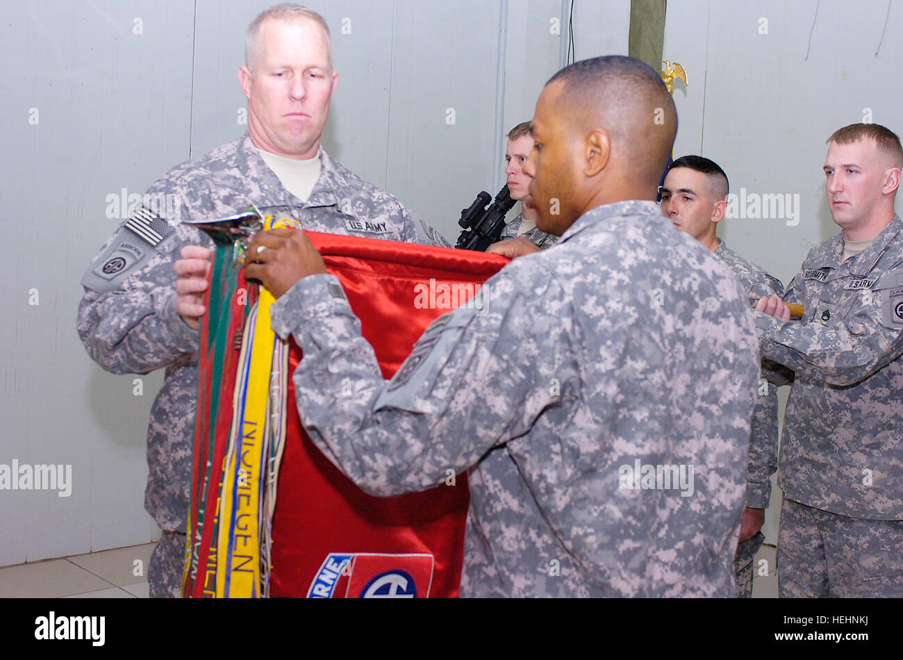 Col timothy mcguire hi-res stock photography and images - Alamy